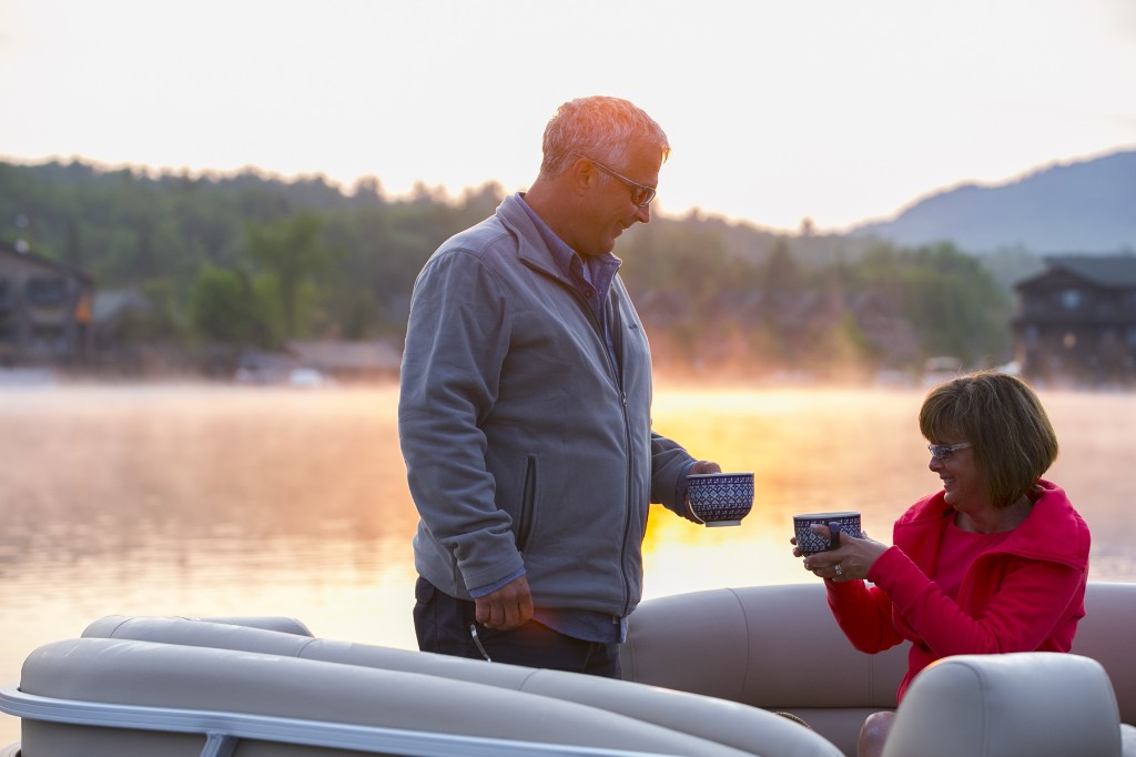 10 Fun Fall Boating Activities
