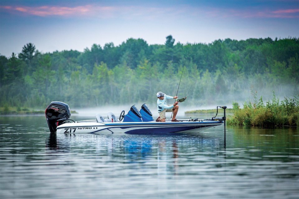 10 Fun Fall Boating Activities