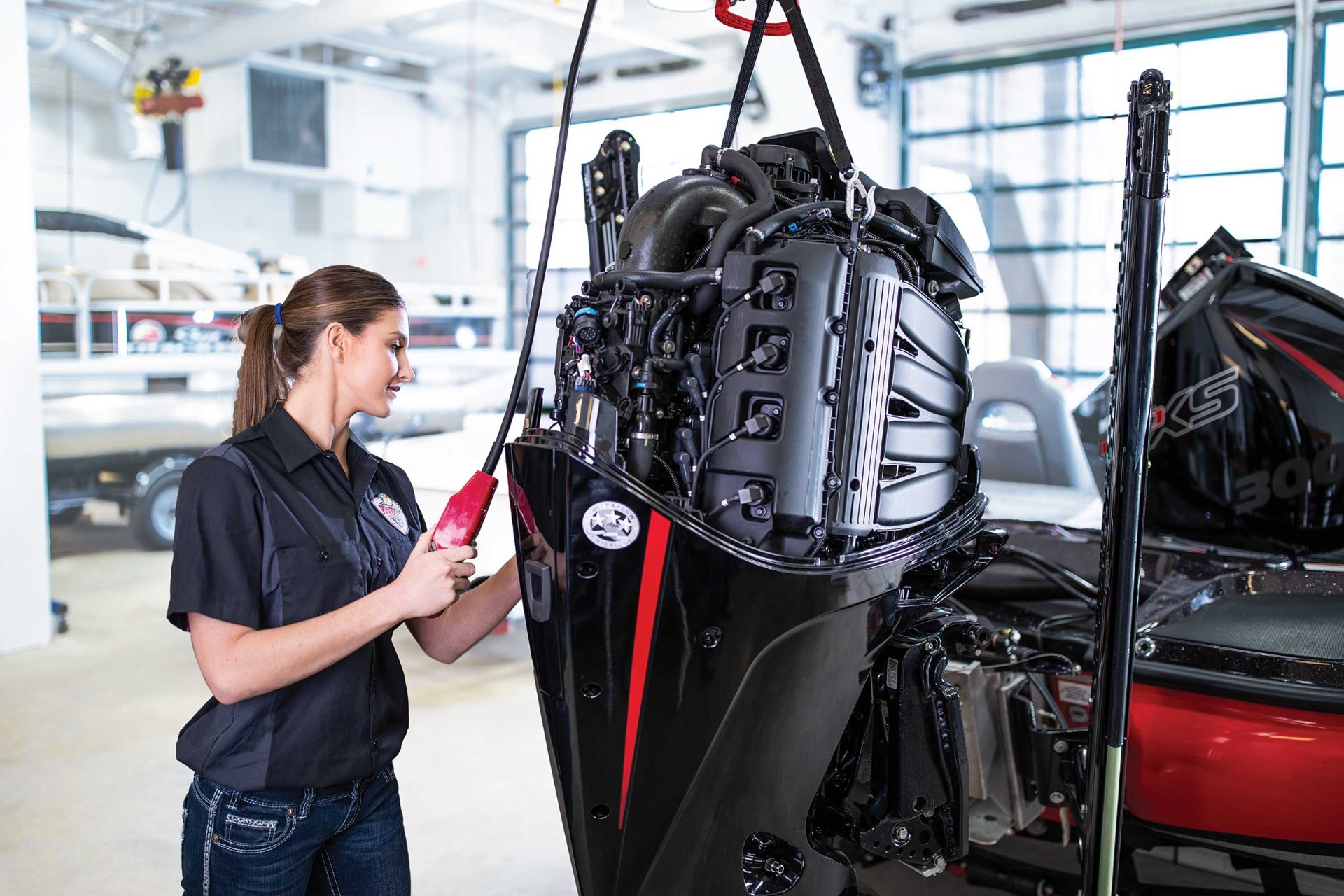 Bass Pro Boating Center | Irvine | Boat and ATV Dealer