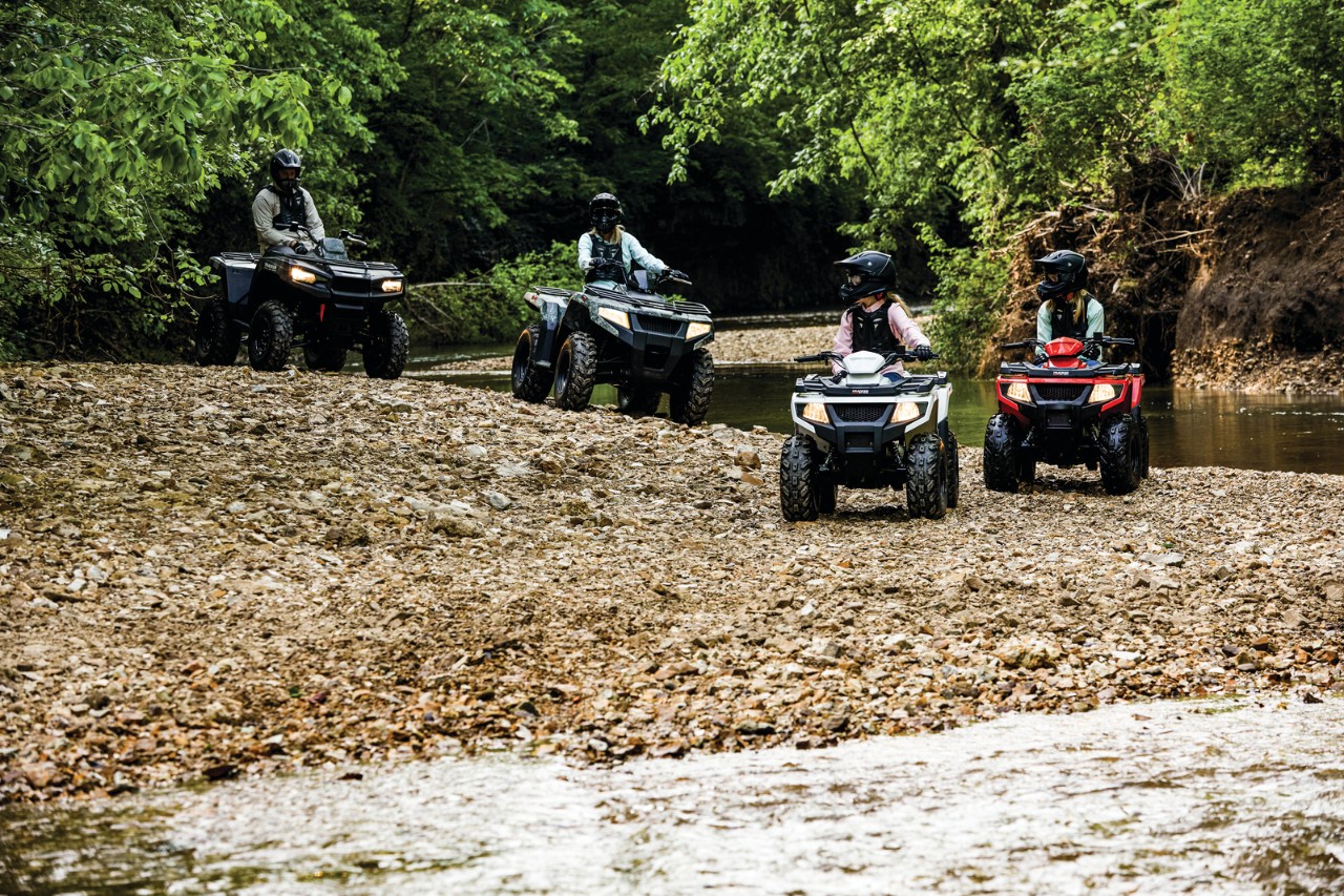 Bass Pro Boating Center | Grand Prairie | Boat and ATV Dealer