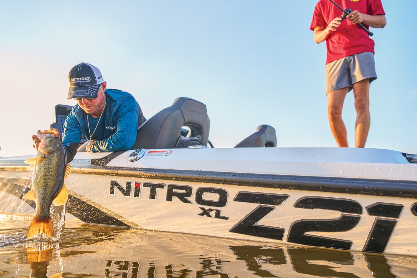 Model Year-End Clearance | Bass Pro Boating Centers