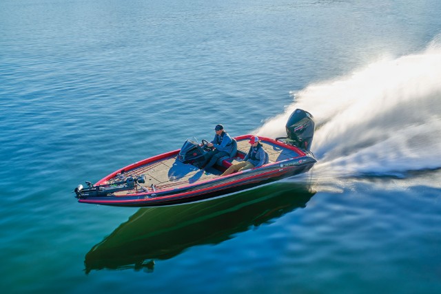 Model Year-End Clearance | Bass Pro Boating Centers