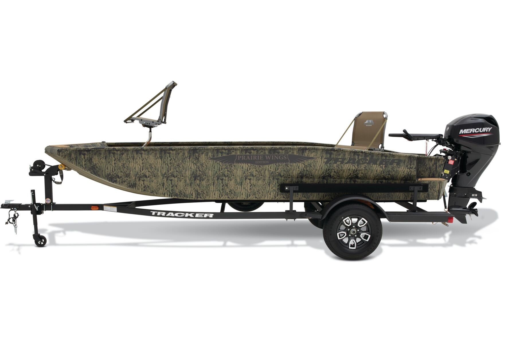 TRACKER® Boats | Bass Pro Shops and Cabela's Boating Centers