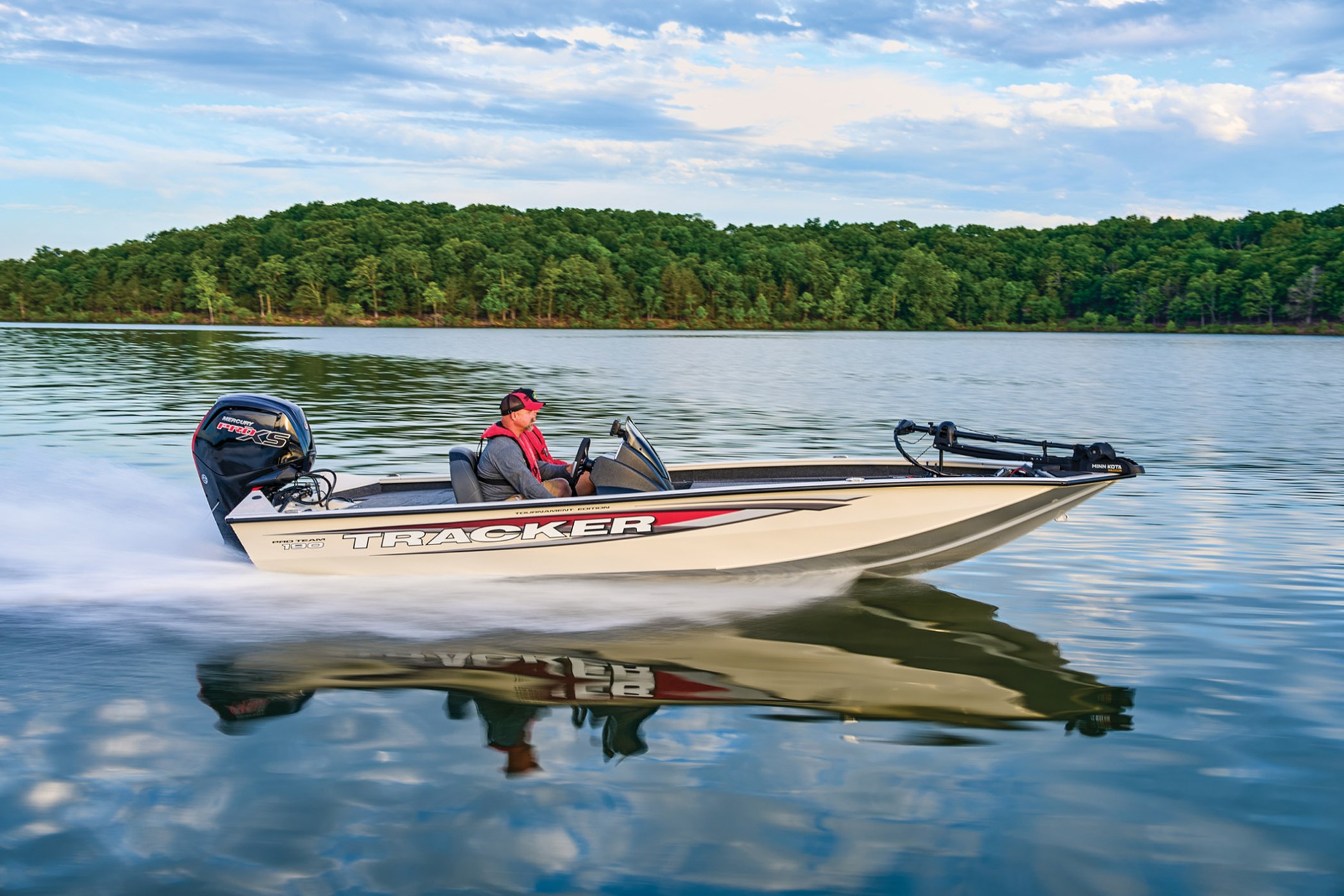 Instant Savings Boat Sale | Bass Pro Boating Centers